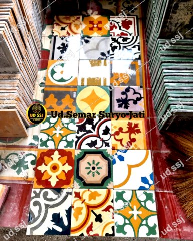 Tegel Klasik SSJ Motif ukuran 20 x 20 cm | UD SSJ (Semar Suryo Jati ...